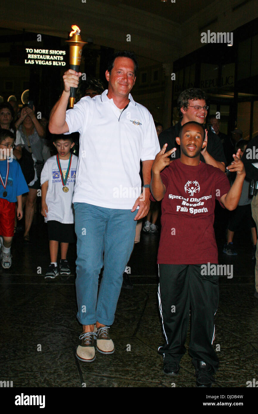 Anthony cools hi-res stock photography and images - Alamy