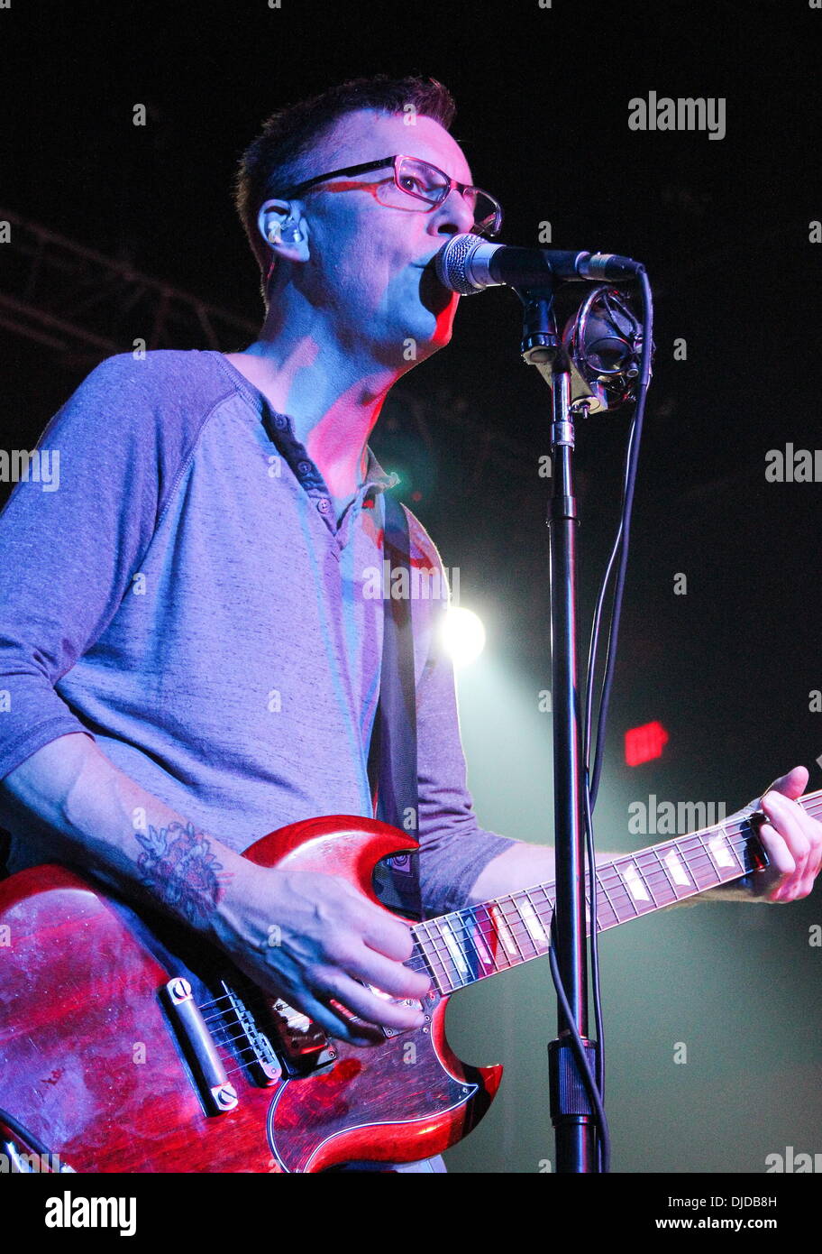 Toadies hi-res stock photography and images - Alamy