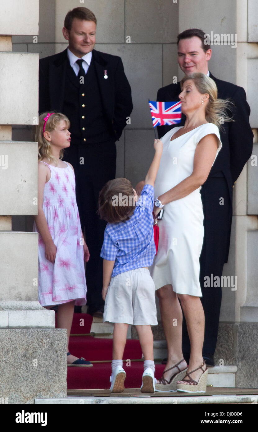 The Countess of Wessex with children James and Lady Louise Prince ...