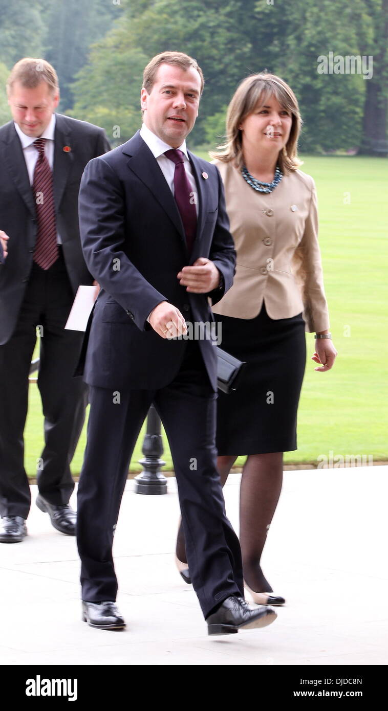 Dmitry Medvedev, Russian Prime Minister Queen Elizabeth II hosts a ...
