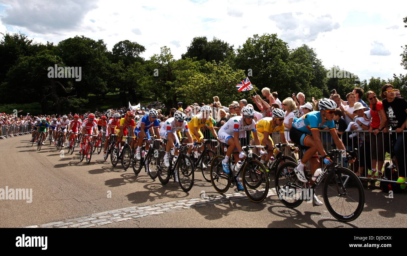 Atmosphere Men's Olympic Road Race cycle event during The London 2012 ...
