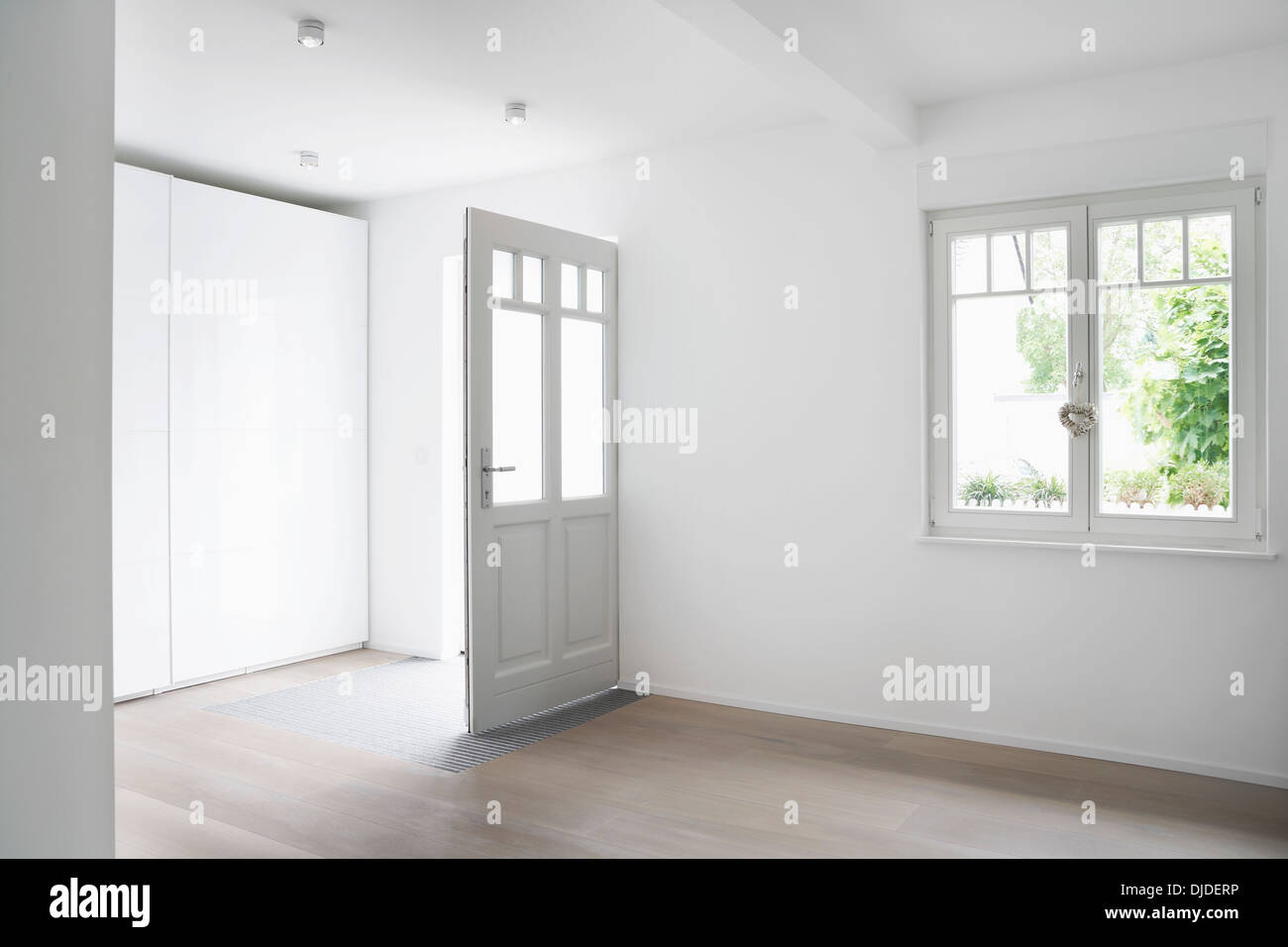Germany, Cologne, Room in empty house Stock Photo - Alamy