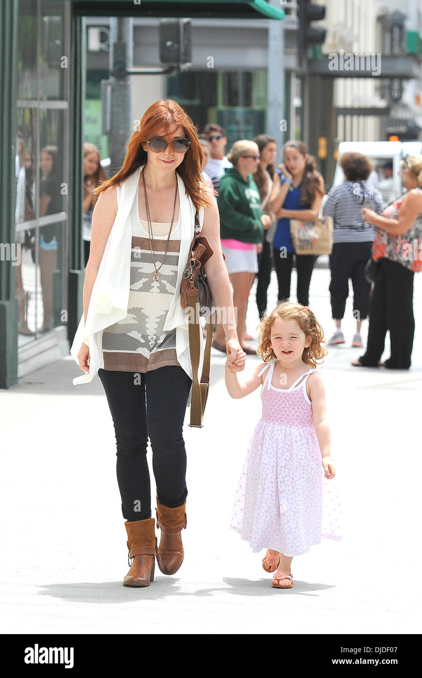 Alyson hanigan hi-res stock photography and images - Alamy