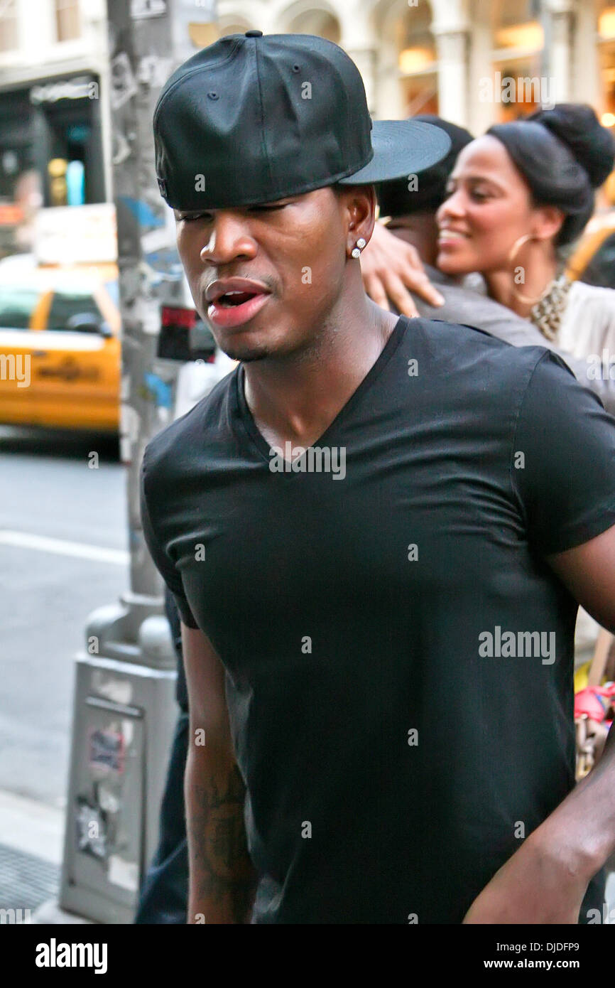 Ne-Yo arriving at a gym in Soho for a work out. New York City, USA - 02 ...