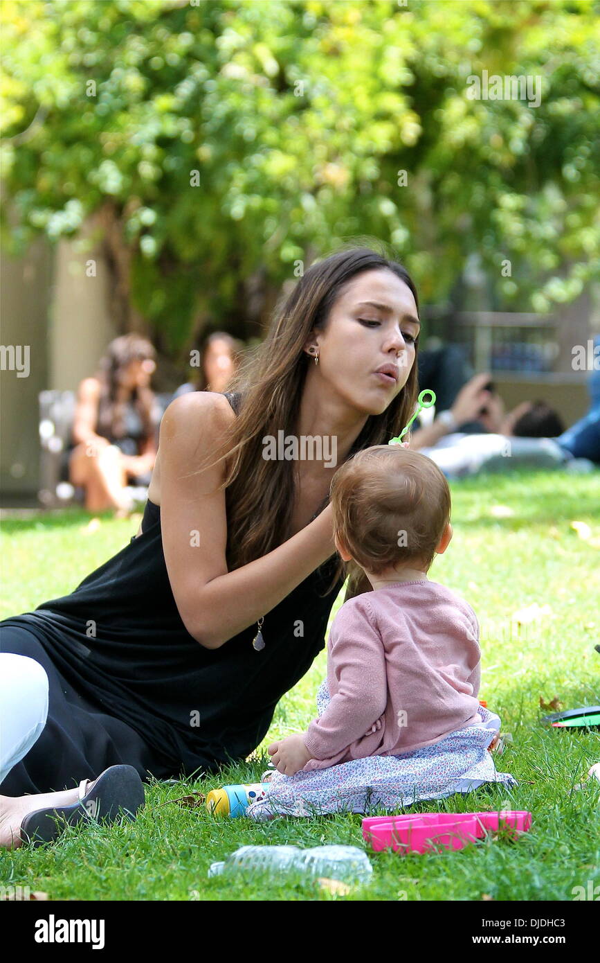 Jessica Alba and Haven Garner Warren Jessica Alba spending time with ...