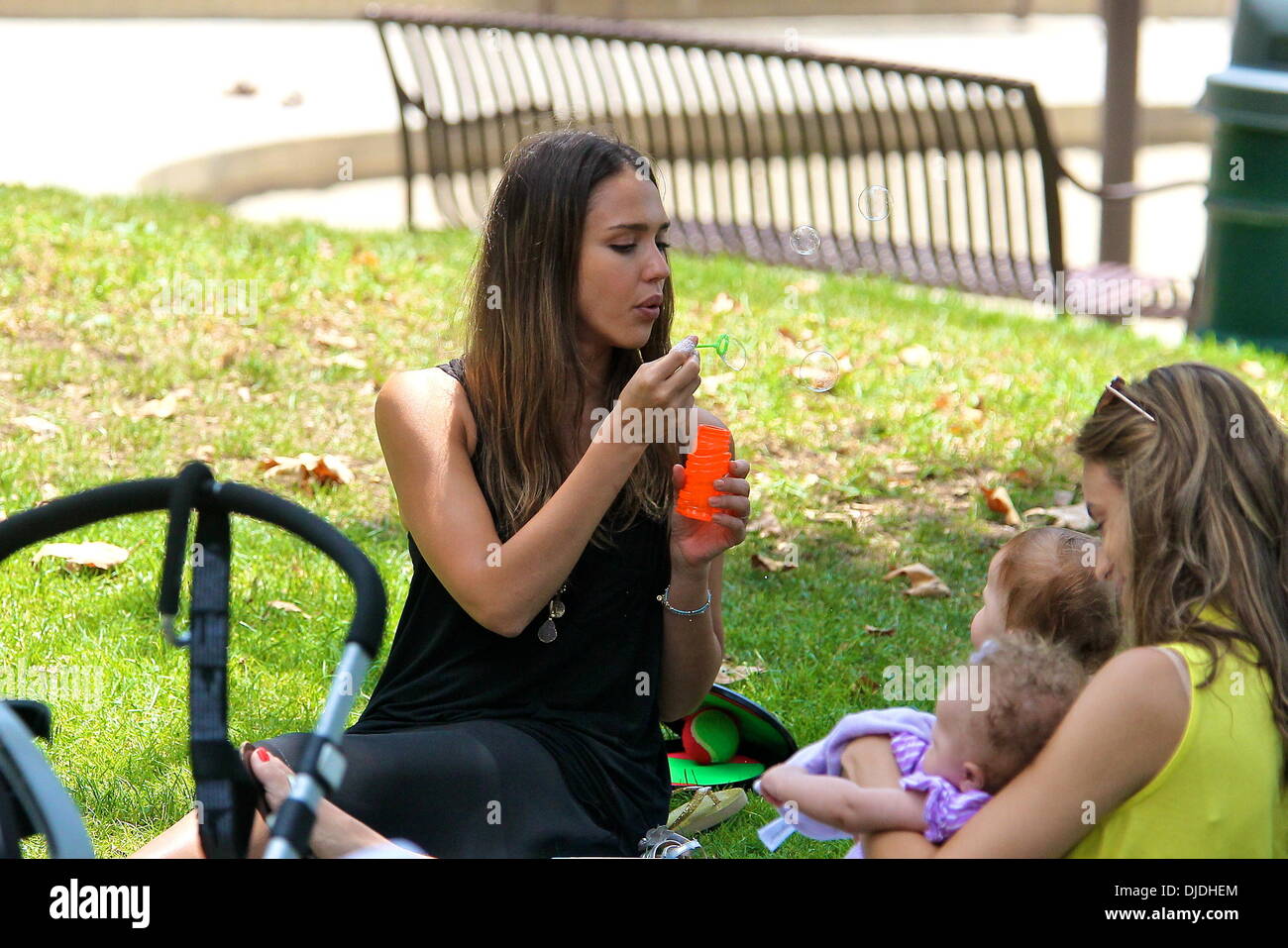 Jessica Alba and Haven Garner Warren Jessica Alba spending time with ...