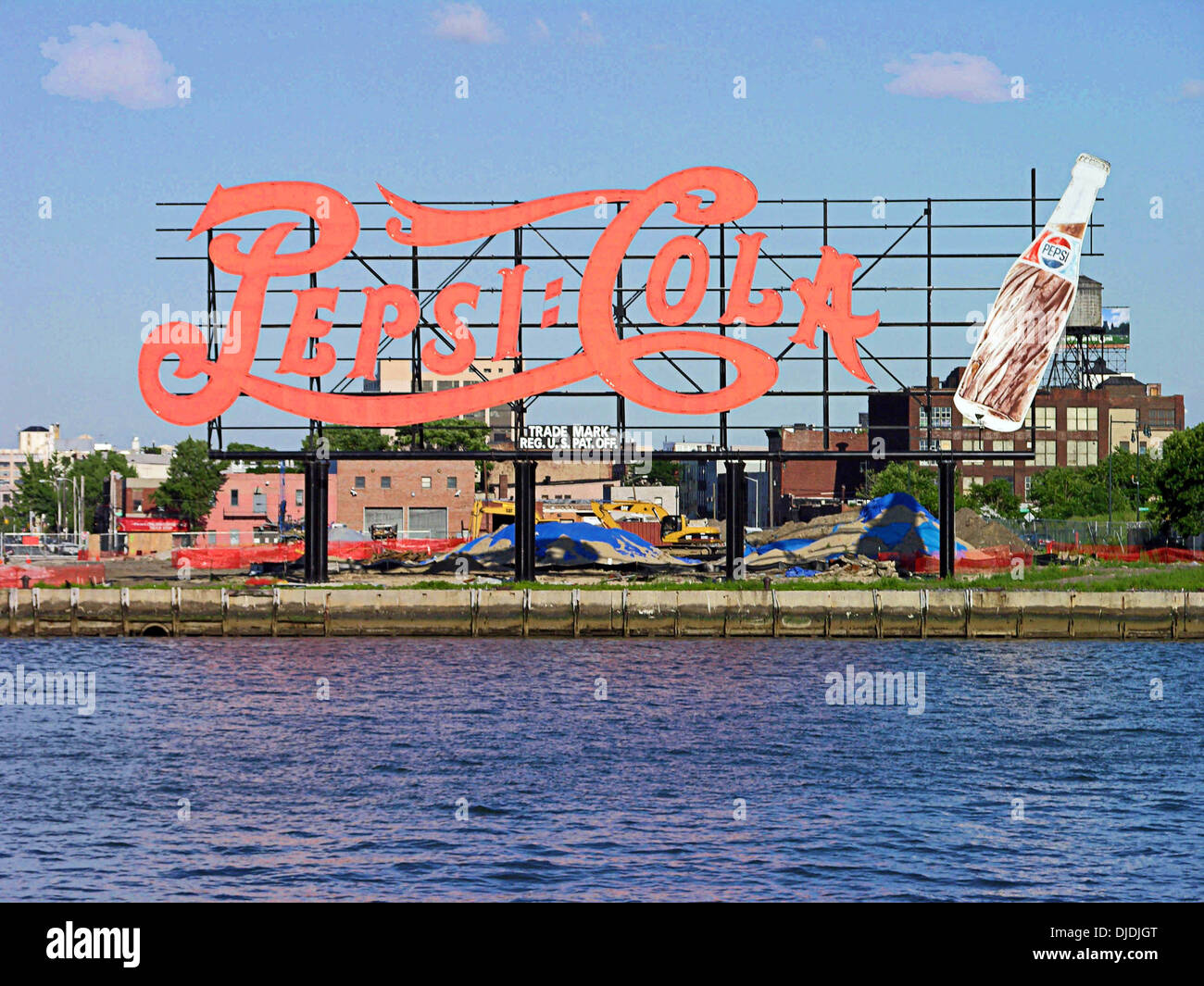 Pepsi advertising hi-res stock photography and images - Alamy