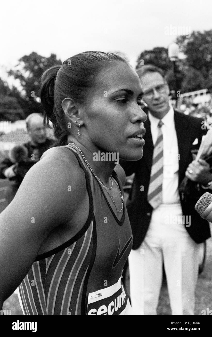 Cathy freeman 400m hi-res stock photography and images - Alamy