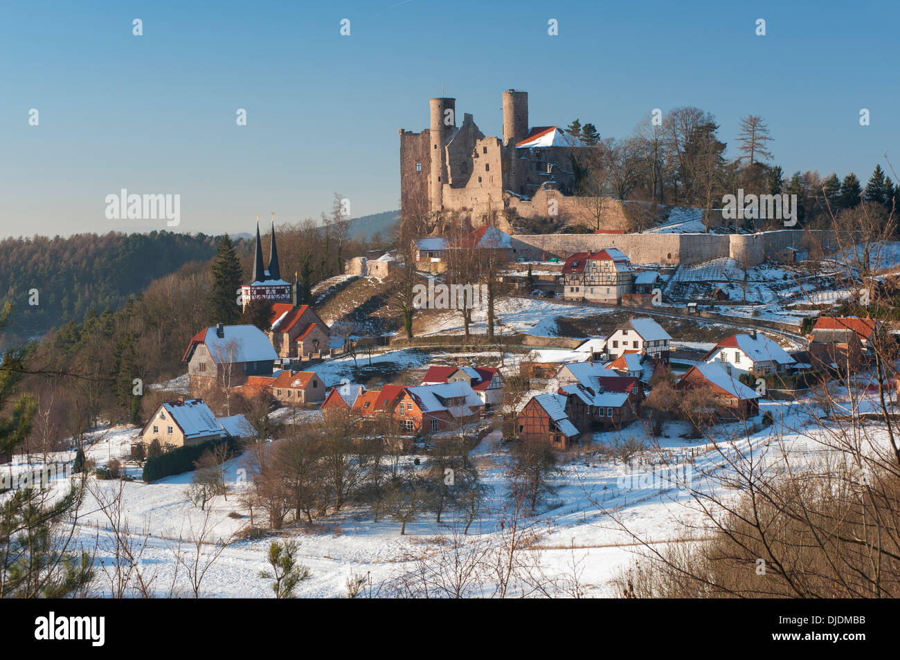 Burg Hanstein castle ruins at Eichsfeld, in the evening light, winter ...