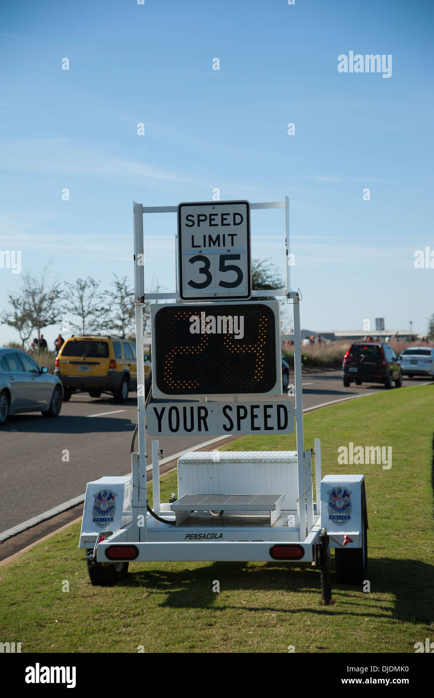 Roadside indicator hi-res stock photography and images - Alamy