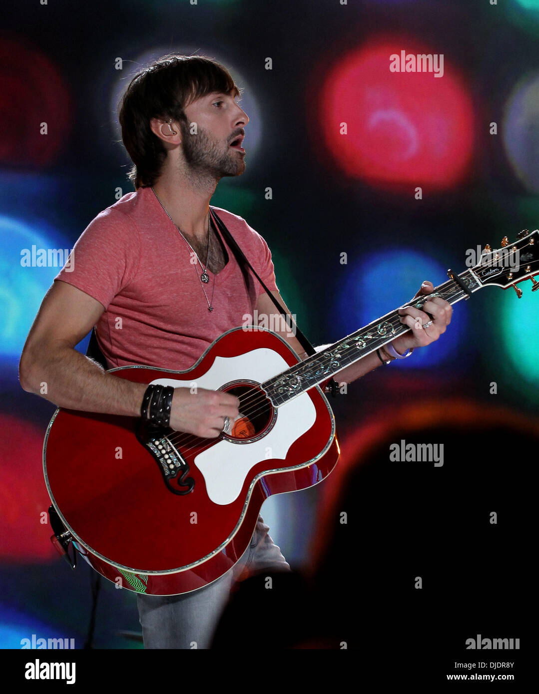 Dave Haywood of Lady Antebellum 2012 CMA Music Festival Performances ...