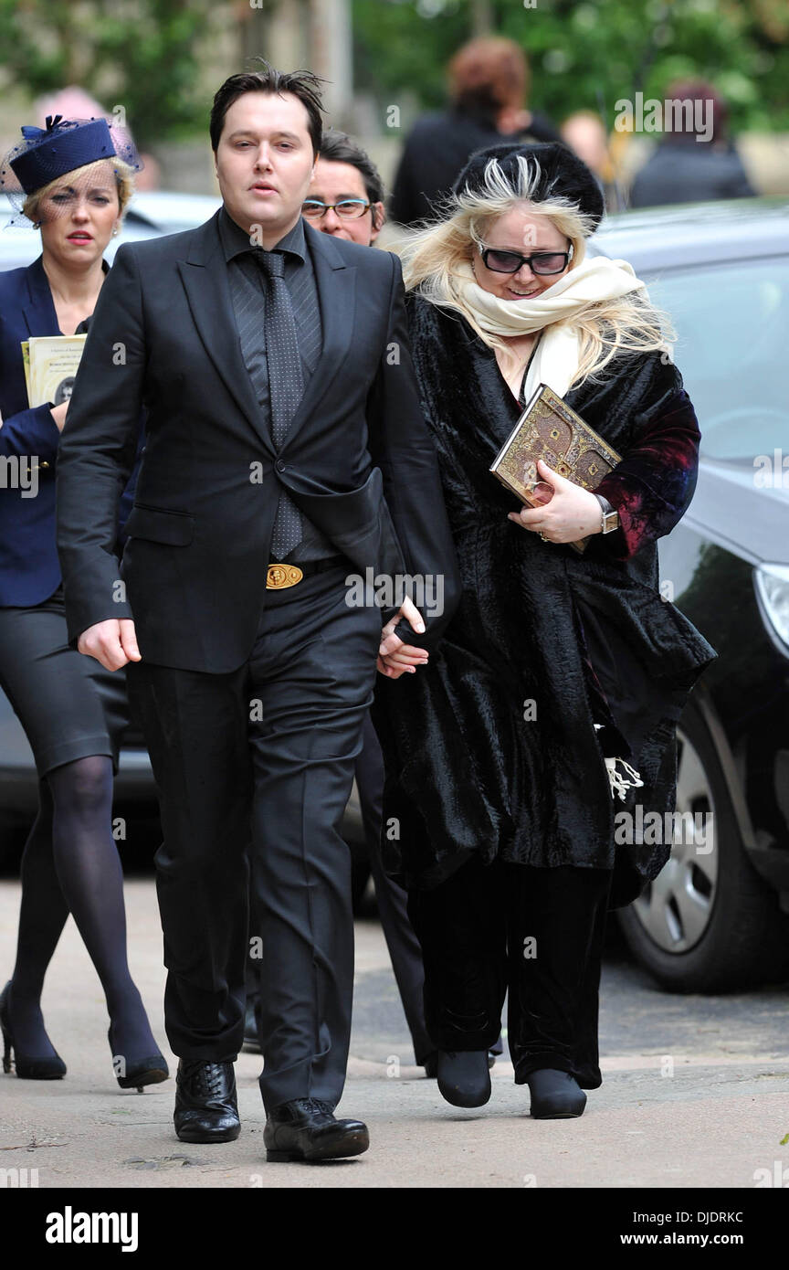 Robin-John Gibb and Dwina Gibb The funeral of Robin Gibb held in his ...
