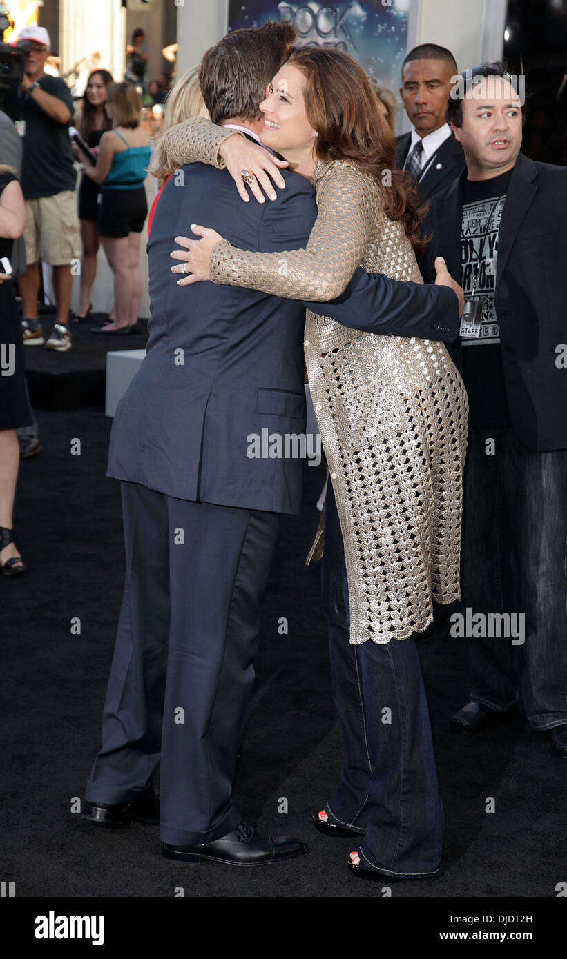 Alec Baldwin and Brooke Shields Premiere of Warner Bros. Pictures ...