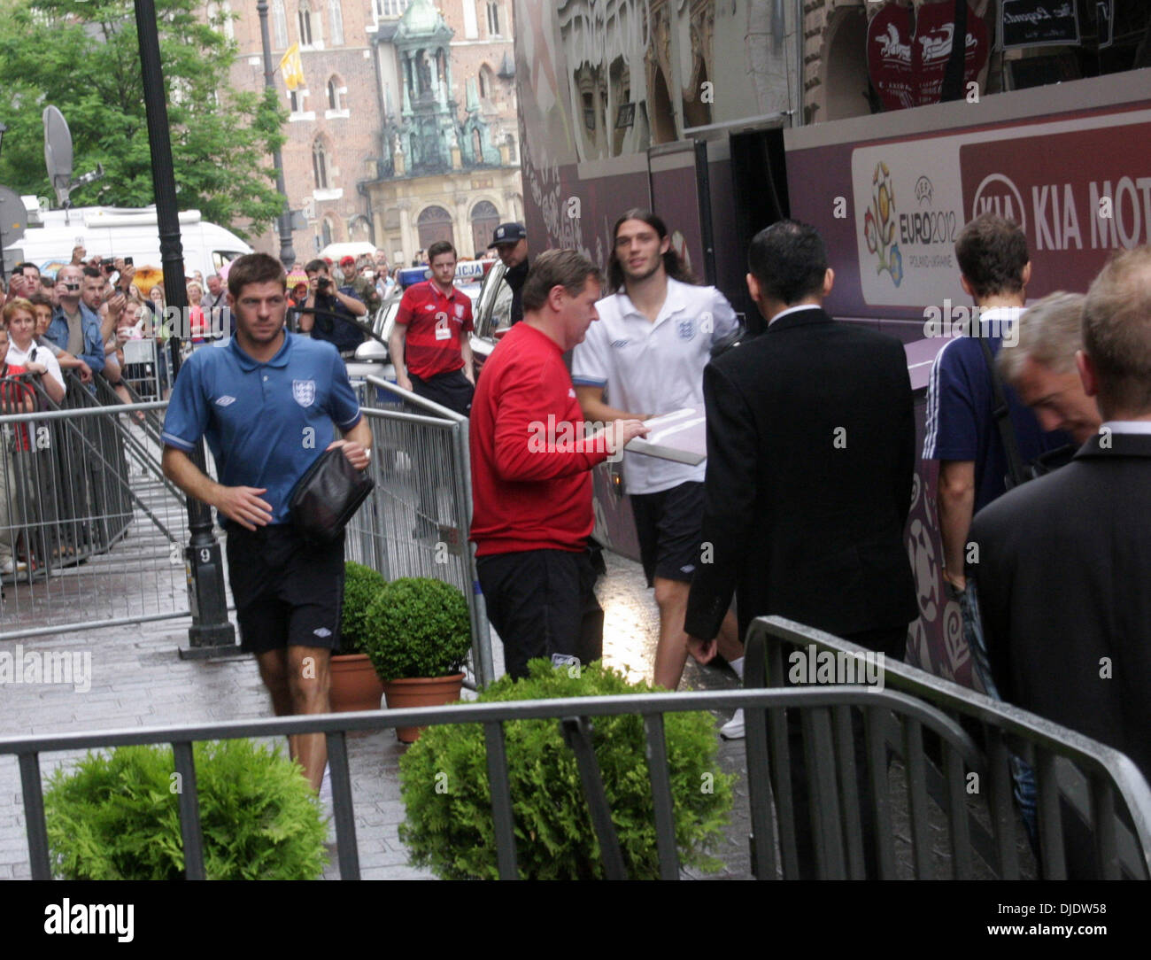 Steven Gerrard and Andy Carroll The England squad return to their hotel ...