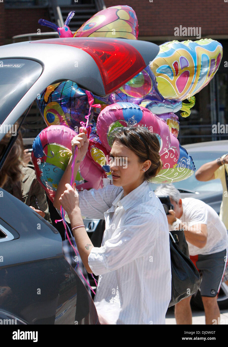 Jessica Alba attends a birthday party in Santa Monica Los Angeles ...