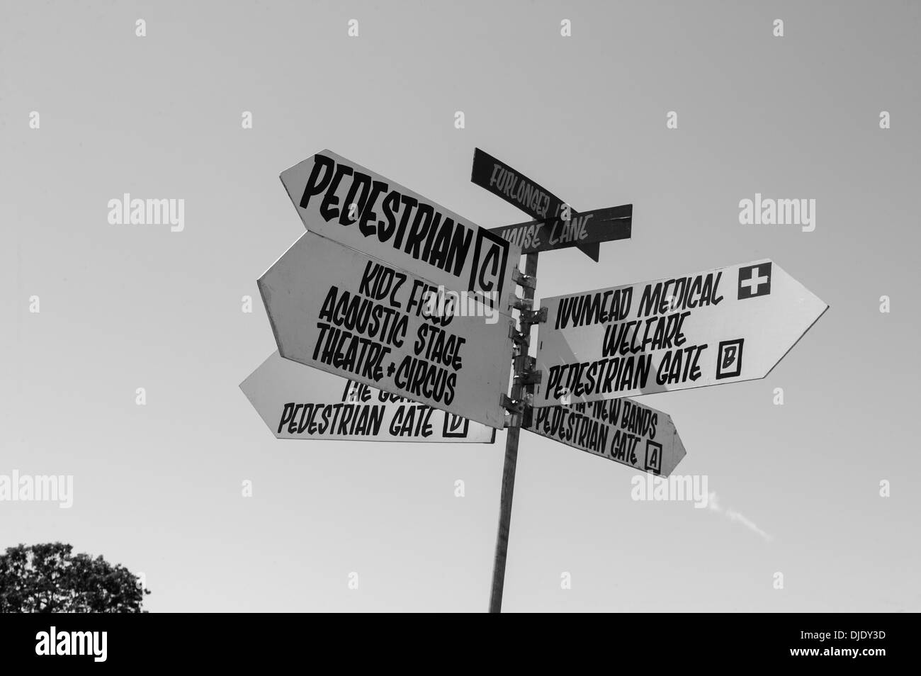 Glastonbury festival sign Black and White Stock Photos & Images - Alamy