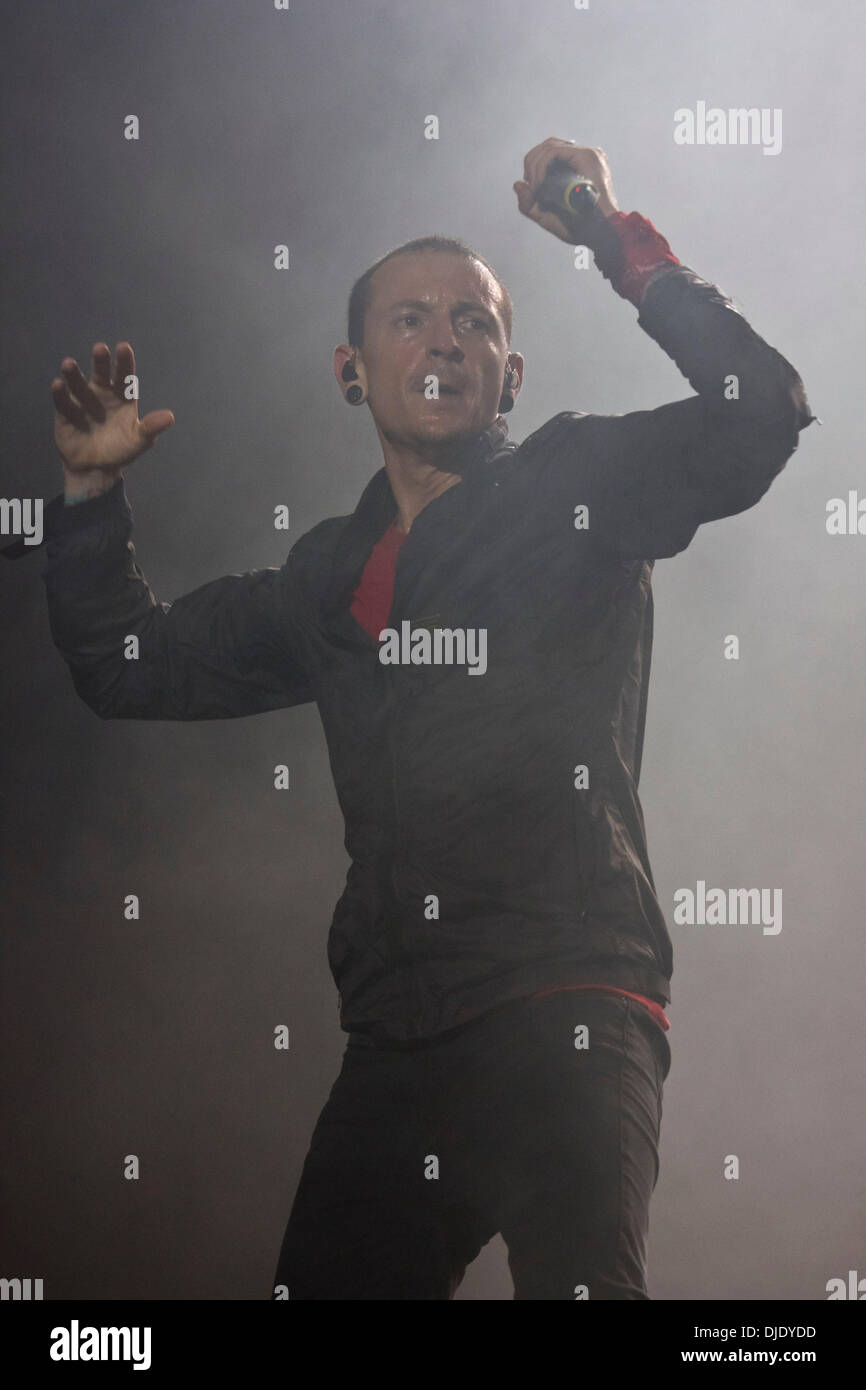 Chester Bennington of Linkin Park performing live on stage at the Pepsi ...