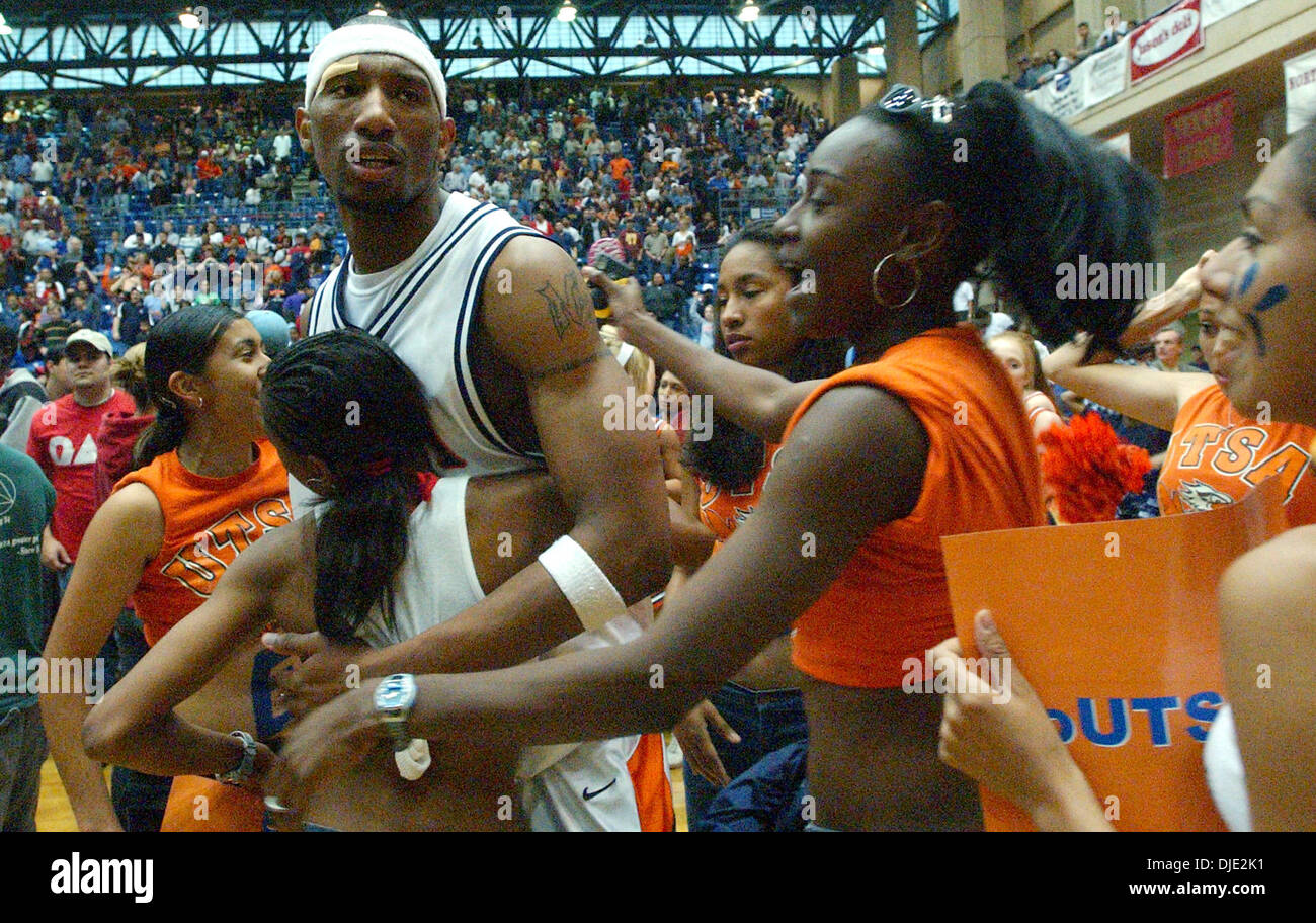 Mar 12, 2004; San Antonio, TX, USA; Men's Basketball: UTSA San Antonio ...