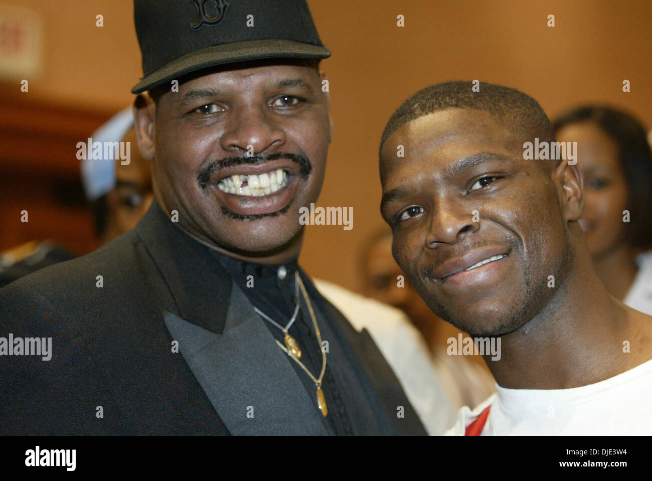 Apr 10, 2004; Las Vegas, NV, USA; Former Heavyweight Champion LEON ...