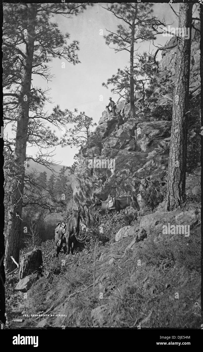 Fieldwork earth science Black and White Stock Photos & Images - Alamy