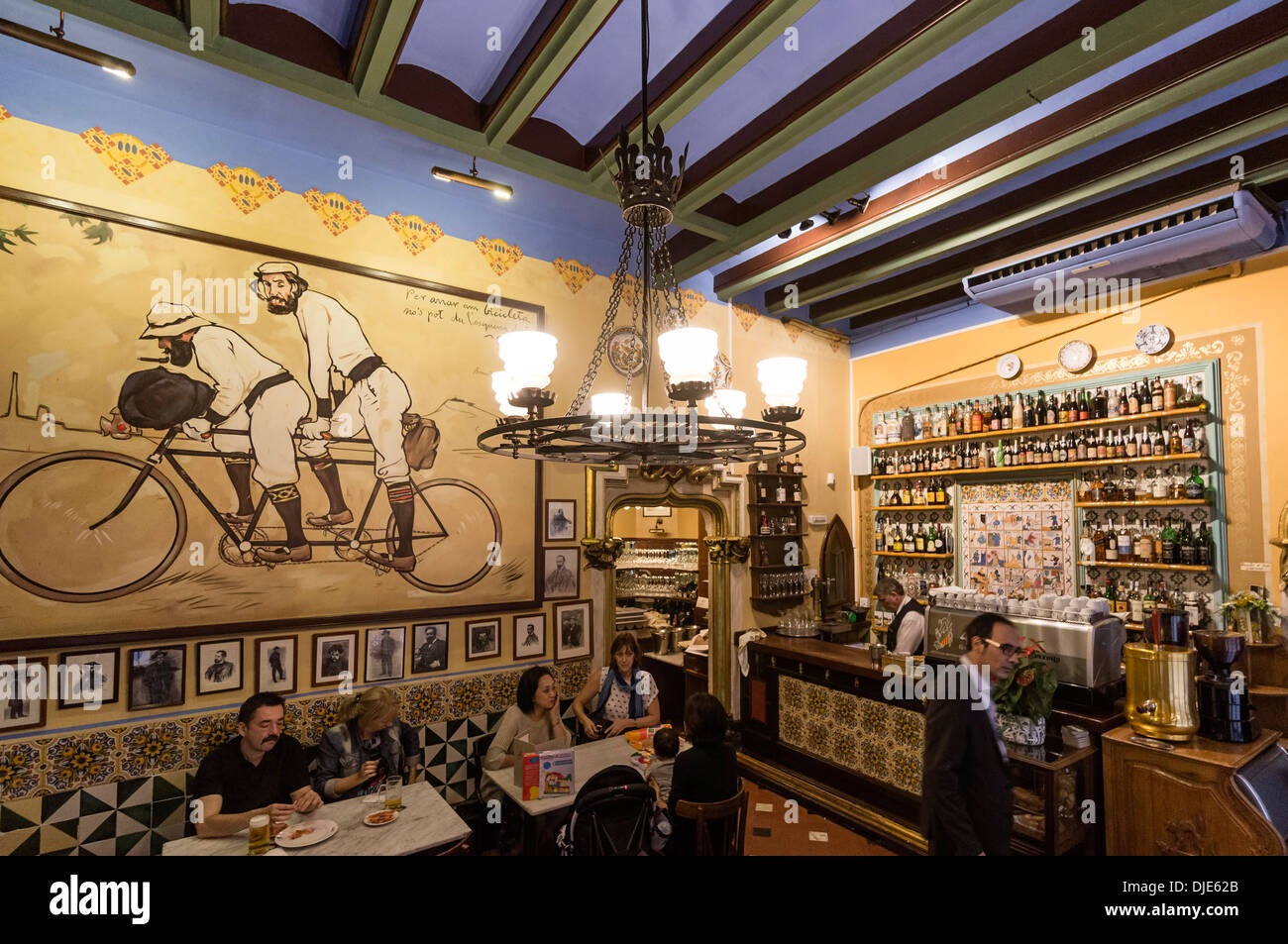 Els quatre gats barcelona spain hi-res stock photography and images - Alamy