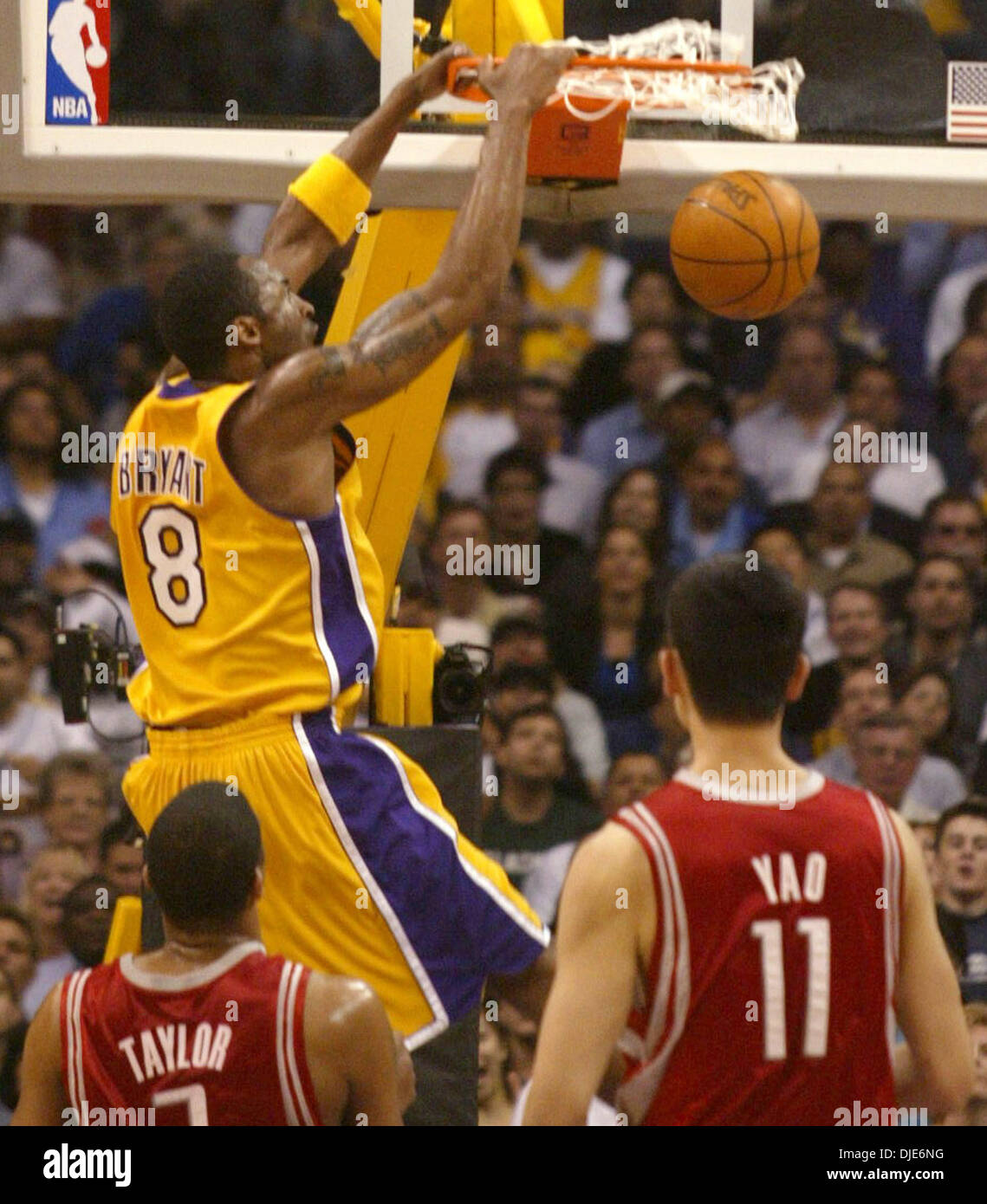 Apr 28, 2004; Los Angeles, CA, USA; (2) MAURICE TAYLOR and (11) YAO ...