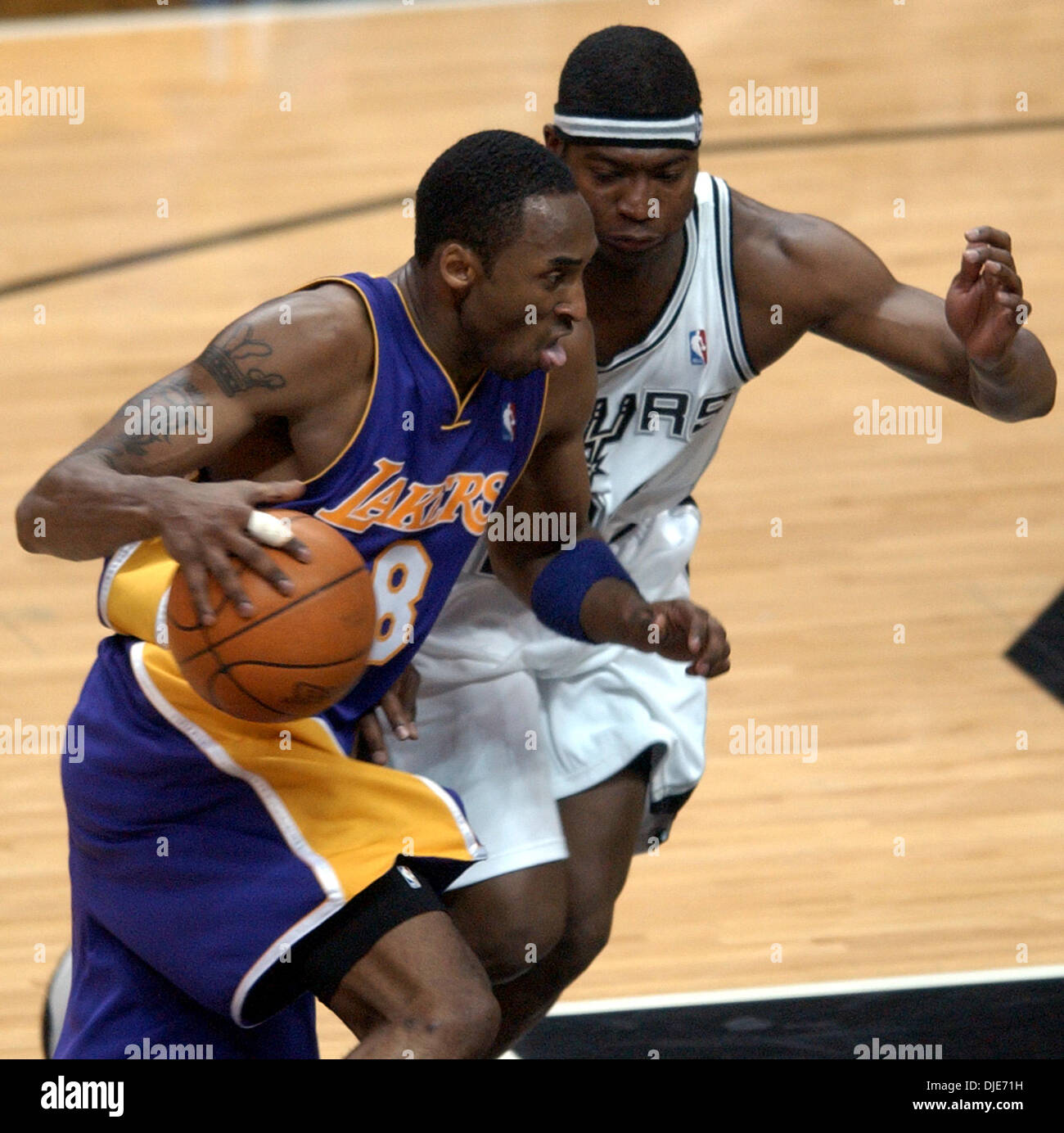 Devin brown san antonio spurs hi-res stock photography and images - Alamy