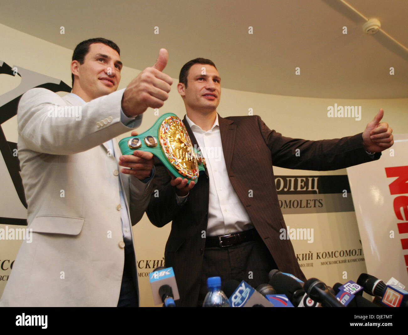 May 17, 2004 - Moscow, Russia - Ukrainian Boxing heavyweights and ...
