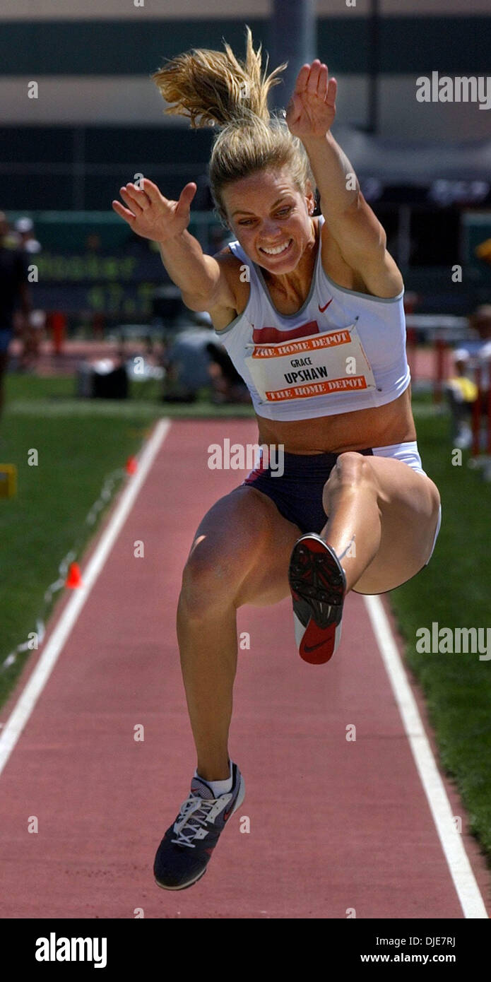 Grace carson hi-res stock photography and images - Alamy