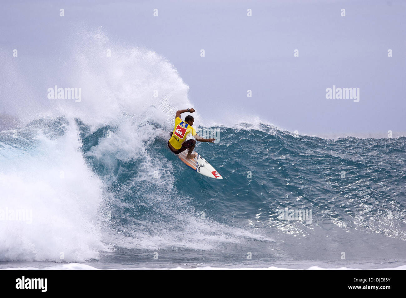 Pro surfer kelly slater surfing hi-res stock photography and images - Alamy