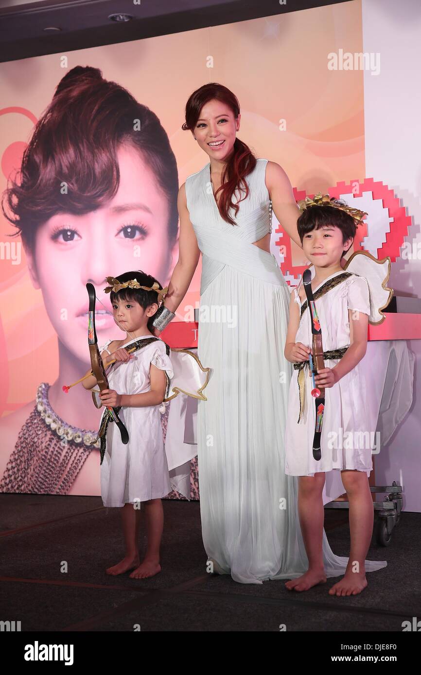 Taipei, China. 26th Nov, 2013. Singer Della attends press conference of ...