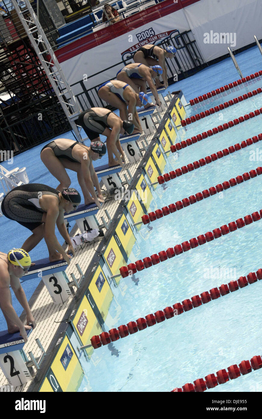 Aboveground pool hi-res stock photography and images - Alamy