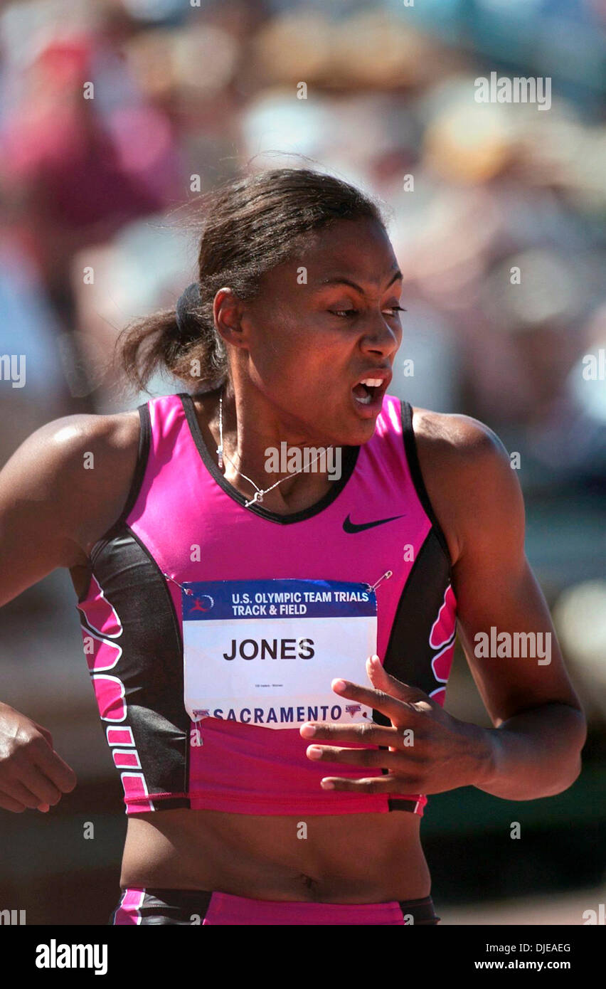 Marion jones 100 hi-res stock photography and images - Alamy