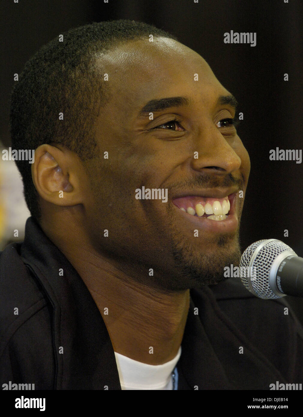 Kobe bryant headshot hi-res stock photography and images - Alamy