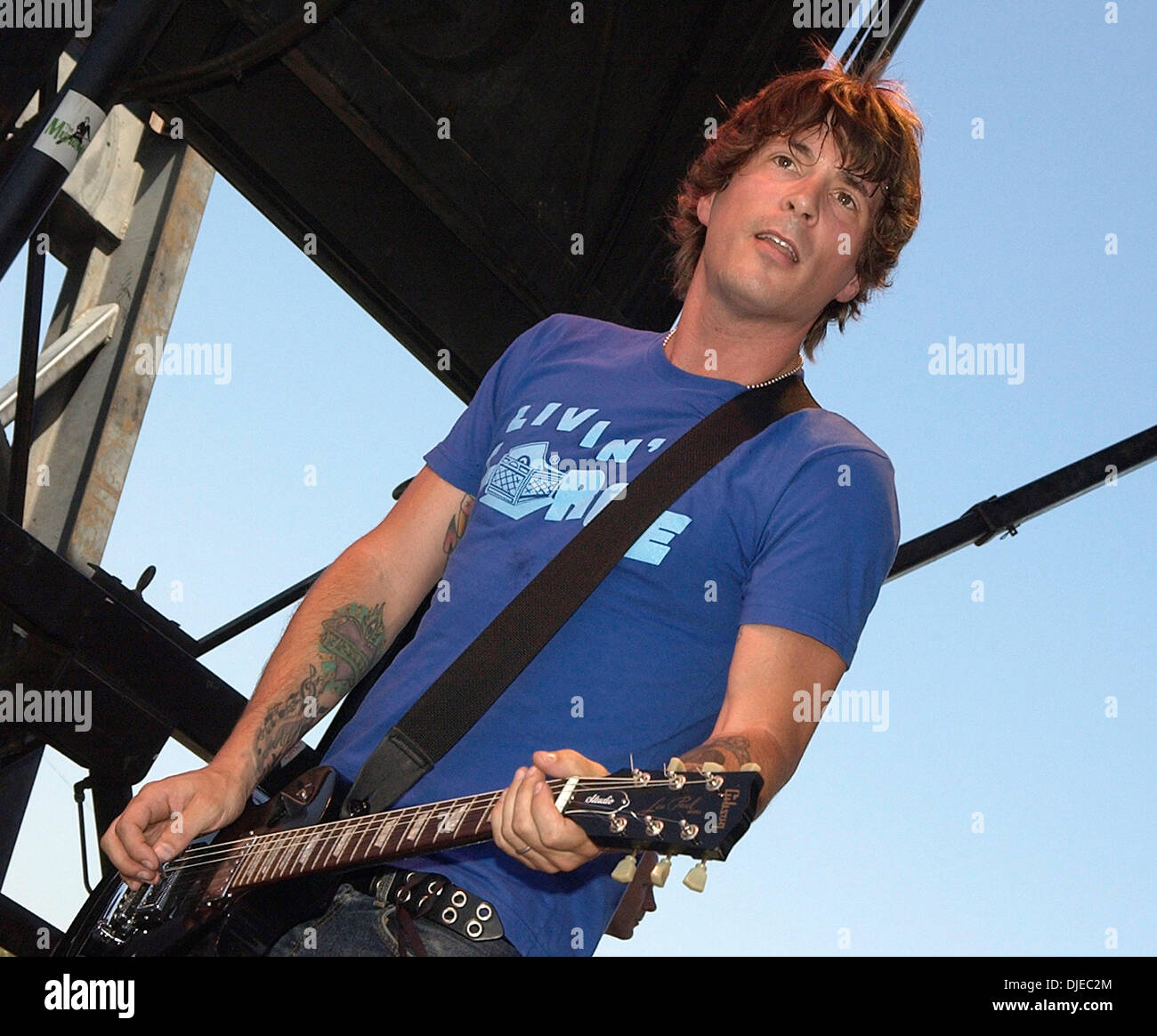 Aug 07, 2004; Los Angeles, CA, USA; TODD MORSE of' Juliette & The Licks ...