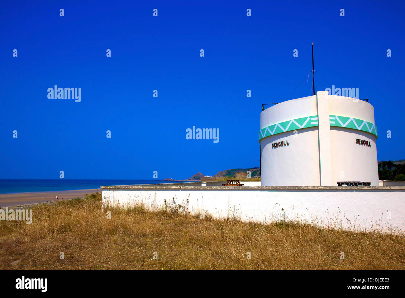 Boat shaped hi-res stock photography and images - Alamy