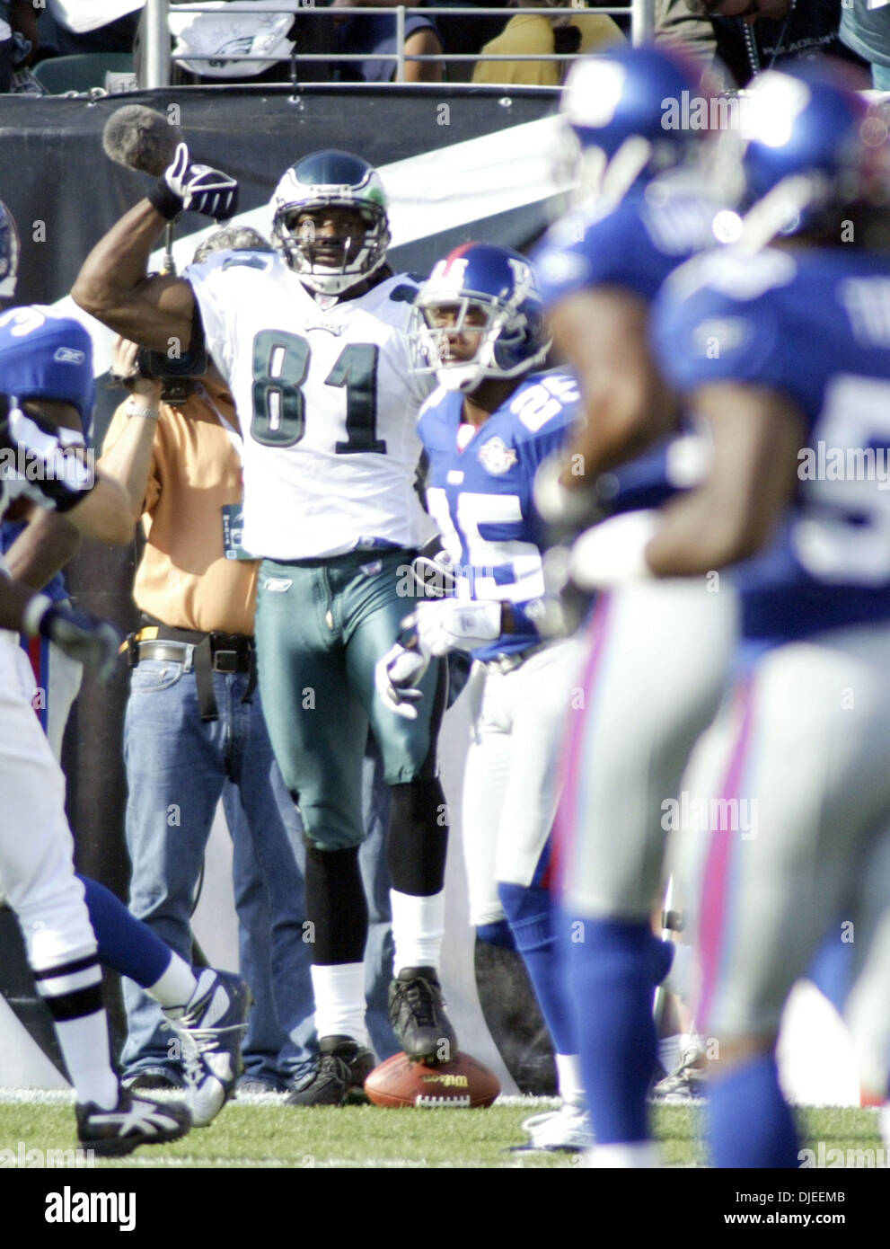 Terrell owens eagles hi-res stock photography and images - Alamy