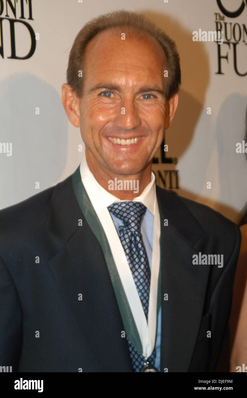 Jerry bailey hi-res stock photography and images - Alamy