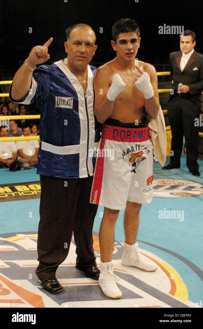 Sep 30, 2004; Los Angeles, CA, USA; Boxer ARMANDO DORANTES (white ...