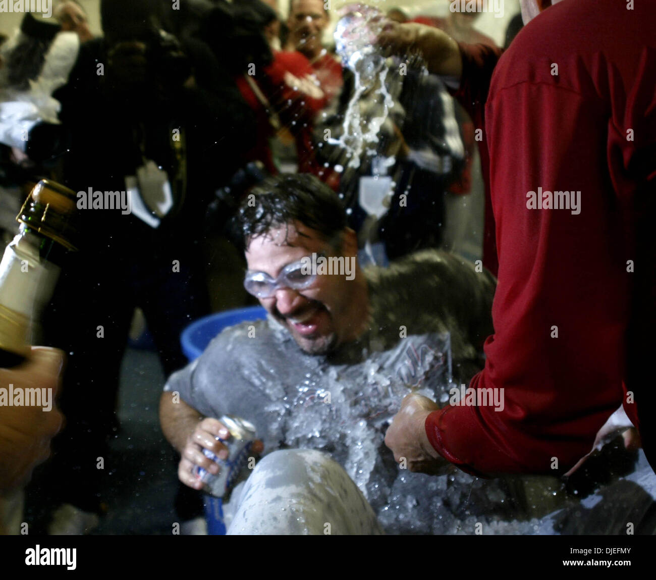Oct 10, 2004; Los Angeles, CA, USA; St. Louis Cardinals celebrated ...