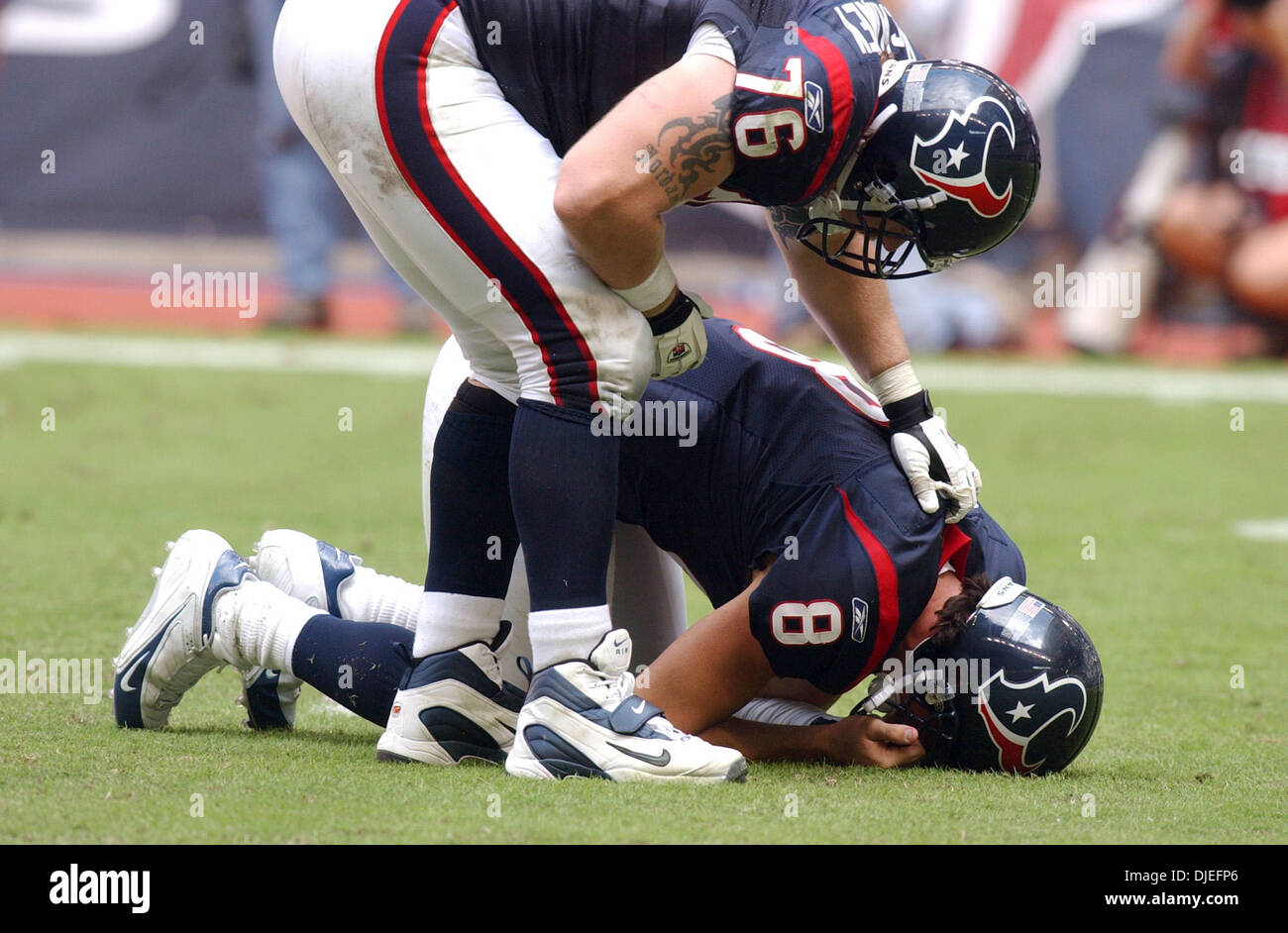 Oct 10, 2004; Houston, TX, USA; NFL Football: Houston Texans C, Steve ...
