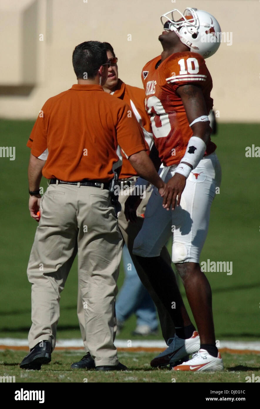 Oct 16, 2004; Austin, TX, USA; NCAA College Football - Texas vs ...