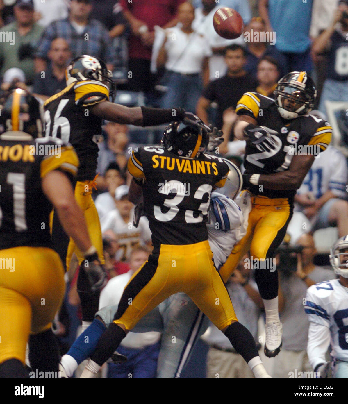 Steelers defense hi-res stock photography and images - Alamy