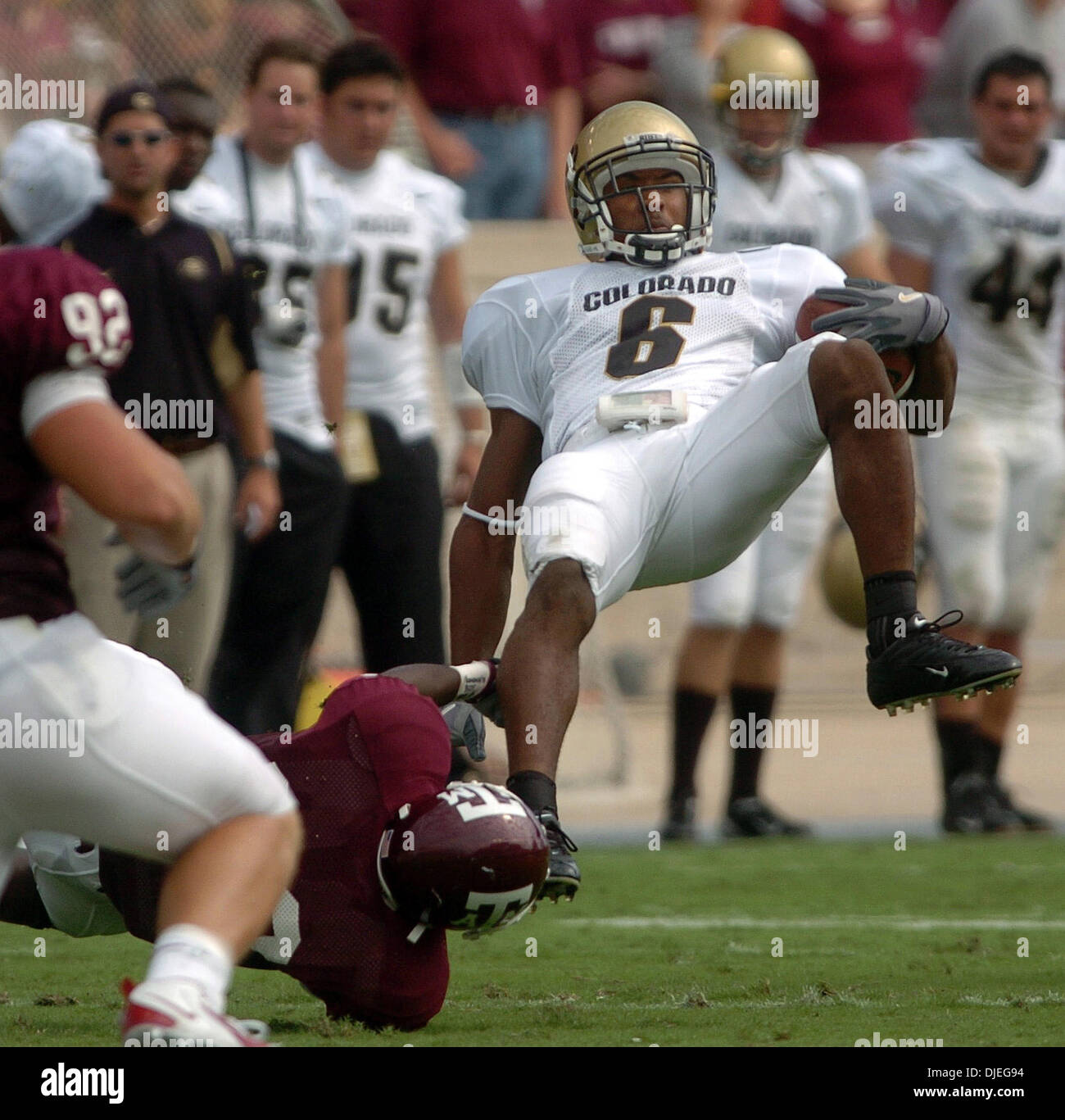 Ncaa foootball hi-res stock photography and images - Alamy
