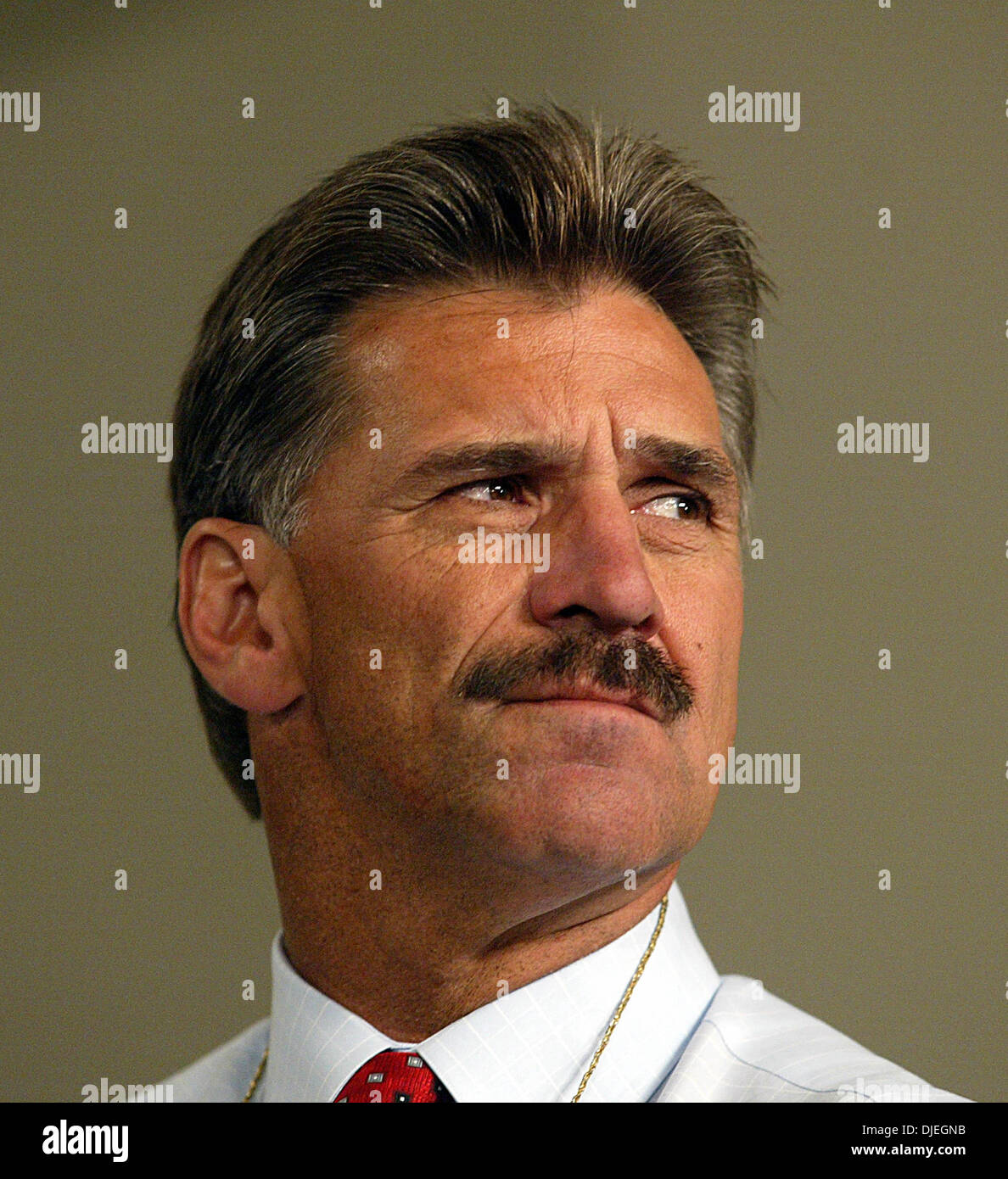 Dave wannstedt hi-res stock photography and images - Alamy