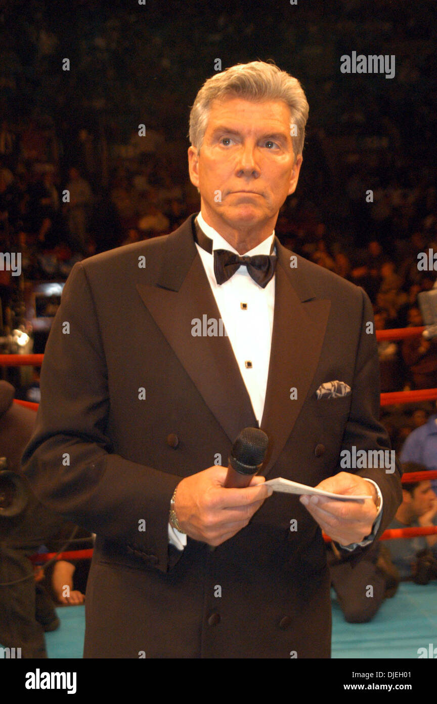 Nov 13, 2004; New York, NY, USA; Master of Ceremonies MIKE BUFFER at ...
