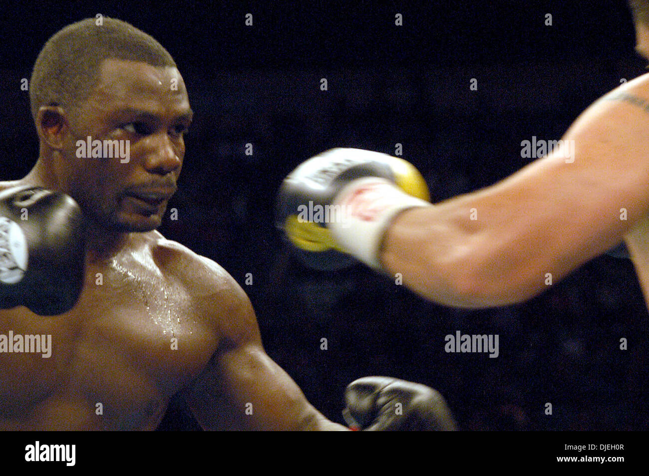 Nov 13, 2004; New York, NY, USA; HASIM RAHMAN vs KALI MEEHAN (R ...