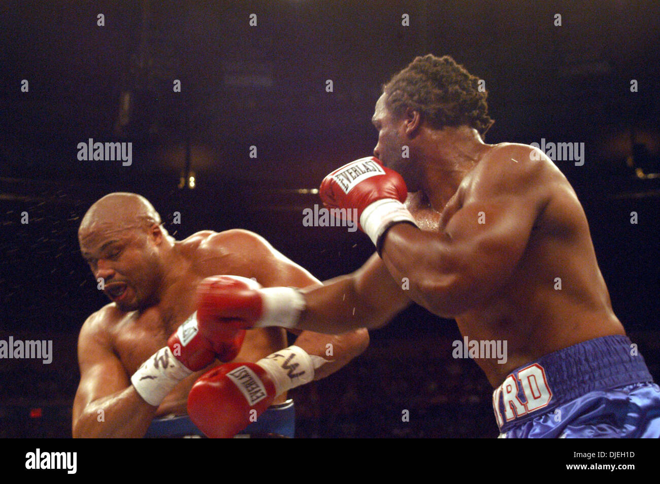 Boxing match madison square garden hi-res stock photography and images ...