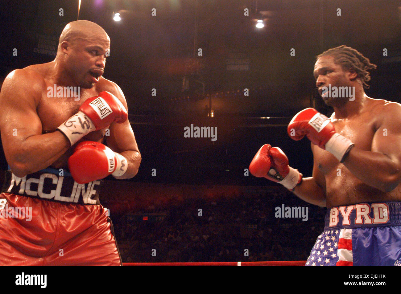 Nov 13, 2004; New York, NY, USA; CHRIS BYRD vs JAMEEL MCCLINE (L ...