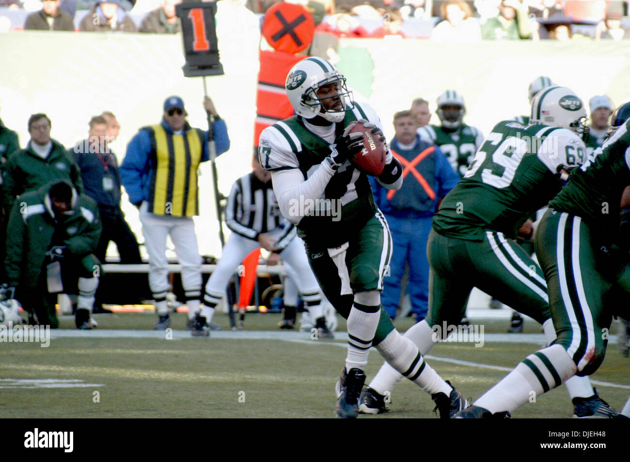 Baltimore ravens 2004 hi-res stock photography and images - Alamy